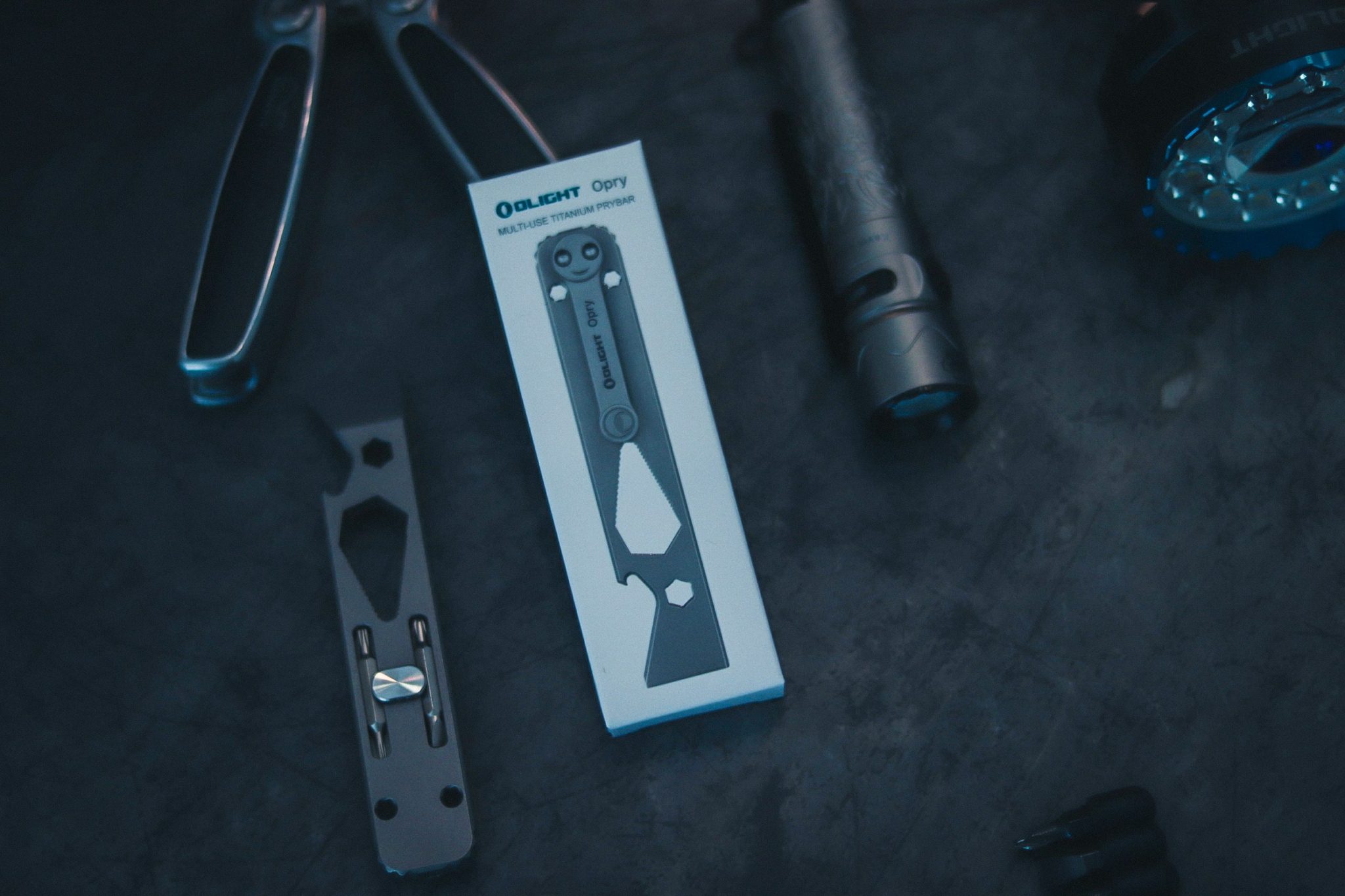 Olight Opry Test (4) - Militär Taschenlampe