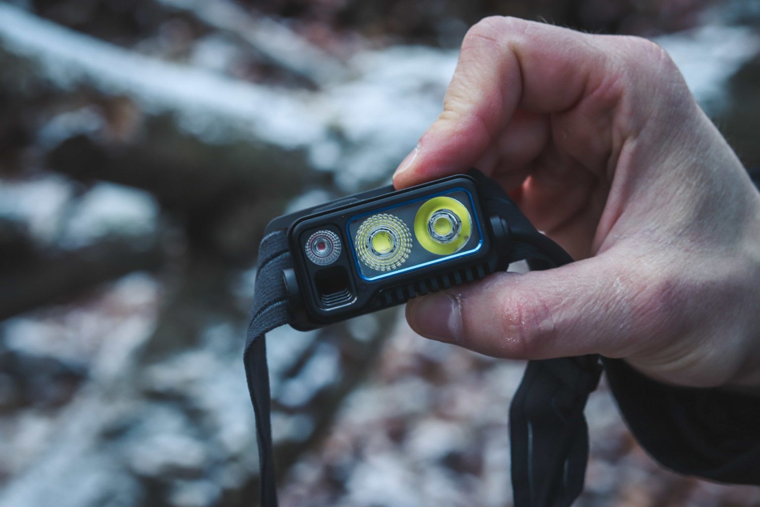 Olight Array 2 Pro Test 2022 - Militär Taschenlampe